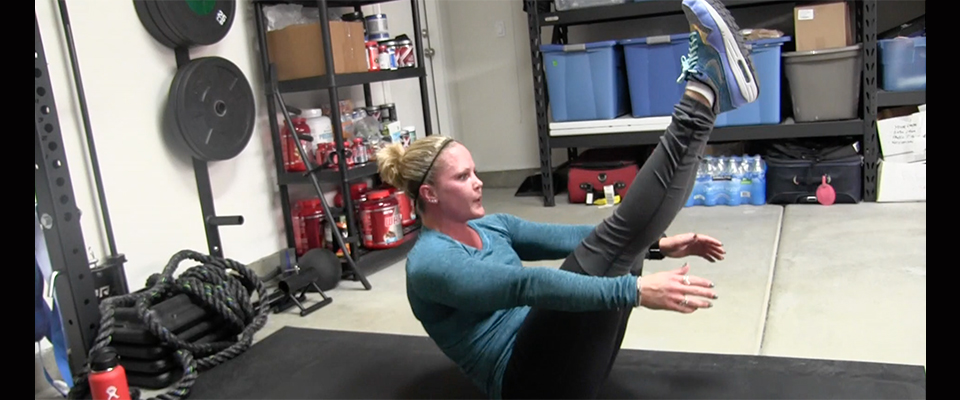 Real Workout: Abs/Core Giant Set Workout | Nicole Wilkins