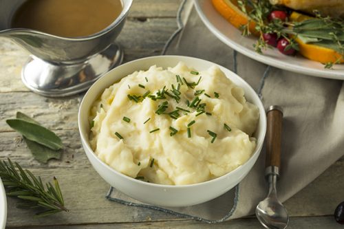 Fit Fixins: Reduced Carb Whipped Mashed Potatoes | Nicole Wilkins